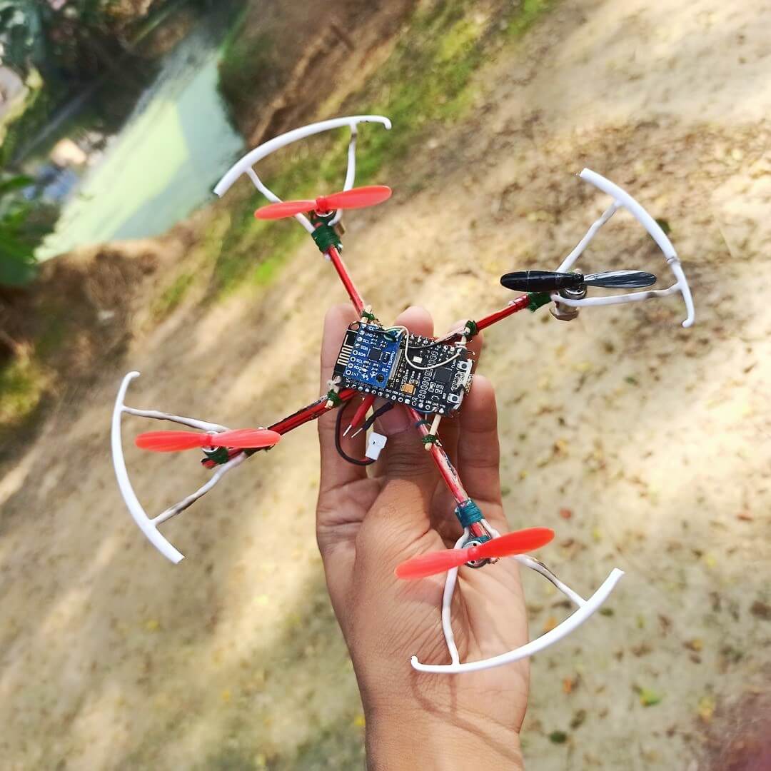 Make ESP8266 Drone (This Drone Can Climb on Wall)