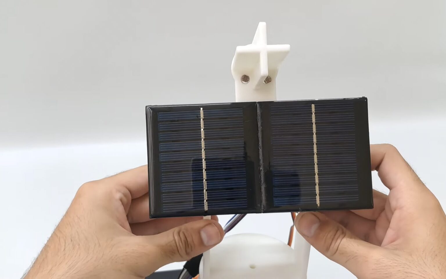 Dual Axis Arduino Solar Tracker Project Using LDR & Servo Motor