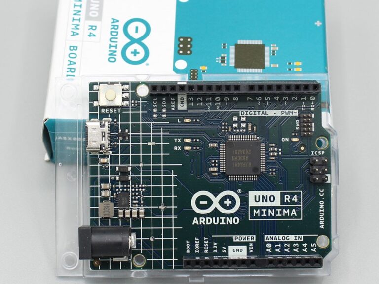 Getting started with your Arduino UNO R4 Minima | Arduino IDE